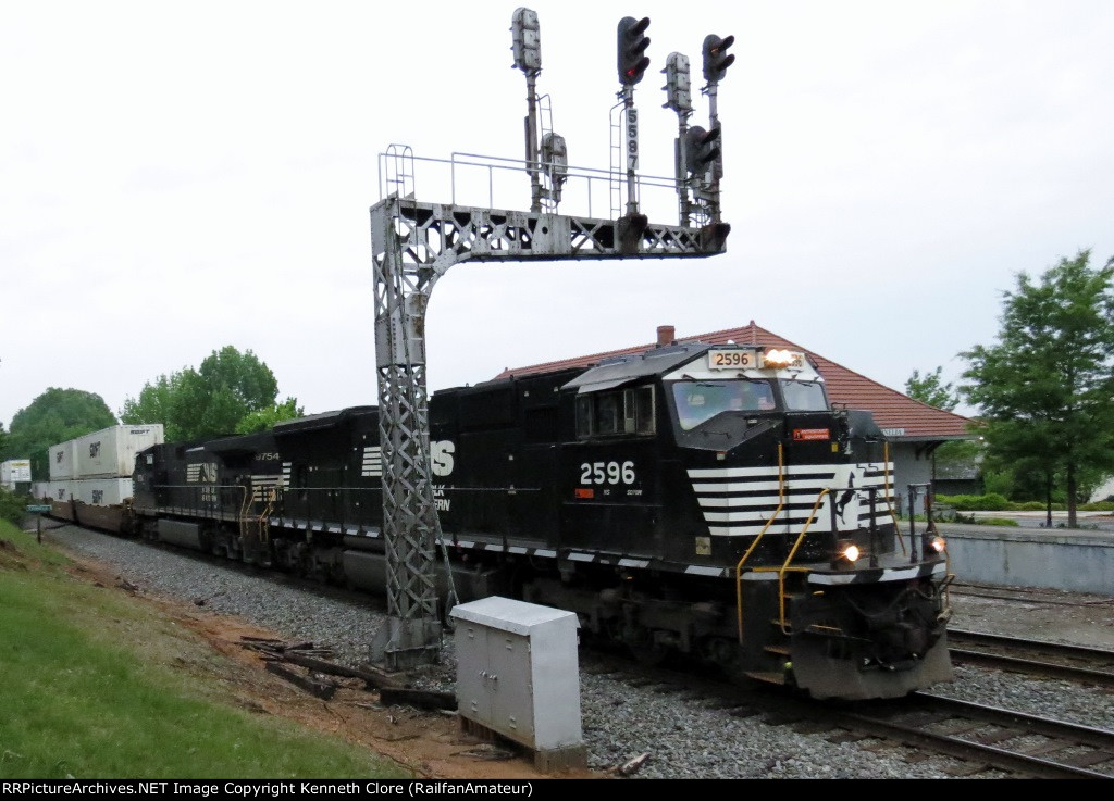 NS train #222 (Intermodal) (Atlanta, GA - Charlotte, NC)
